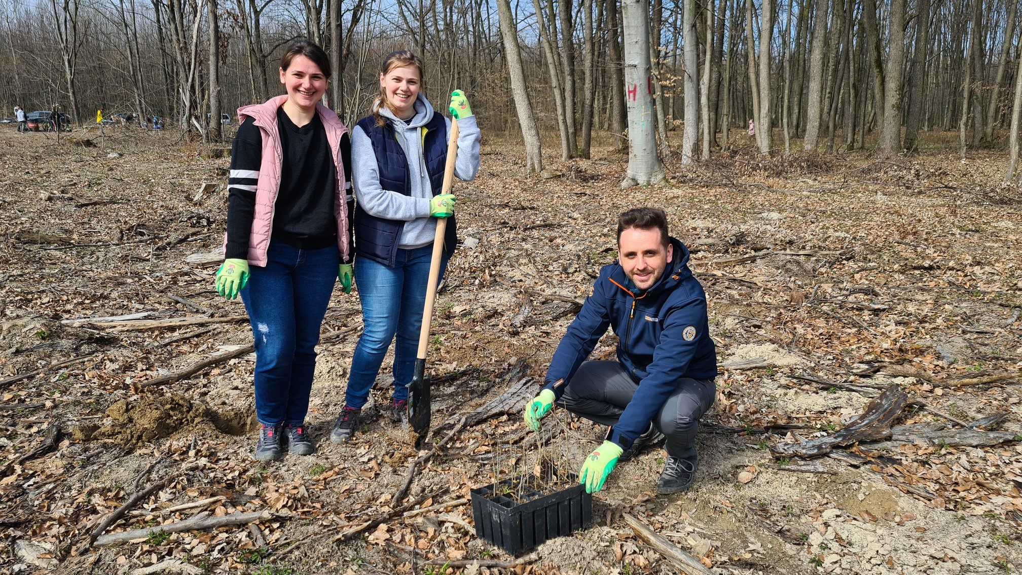 ASSIST Software planting trees 2021 - 1.jpg ASSIST Software planting trees 2021 - 1.jpg